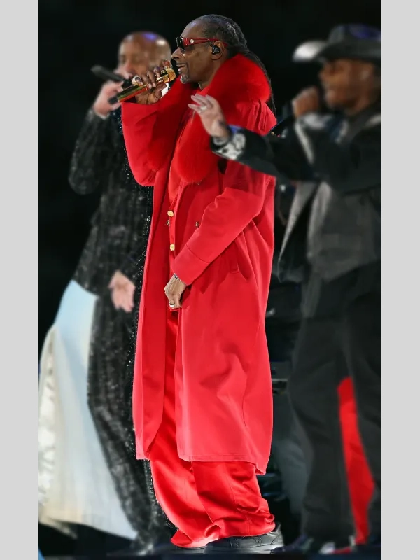 Snoop Dogg Halftime Show Christmas 2025 Red Coat